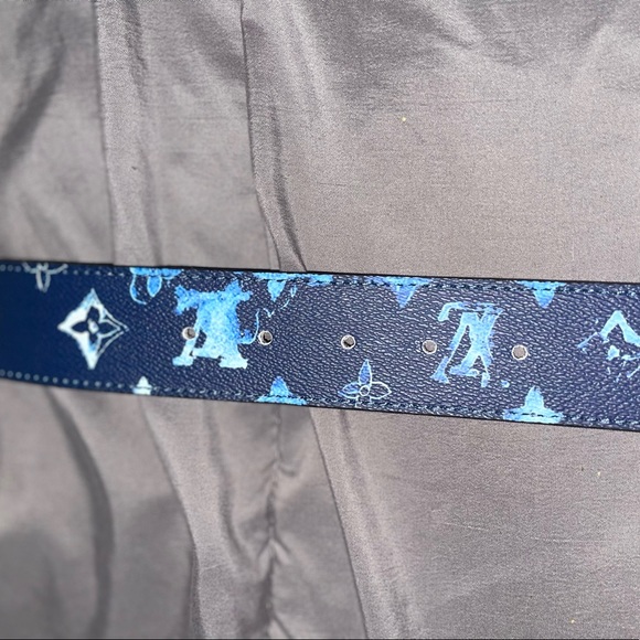 Louis Vuitton | Accessories | Louis Vuitton Lv Shape Reversible Belt 4 ...